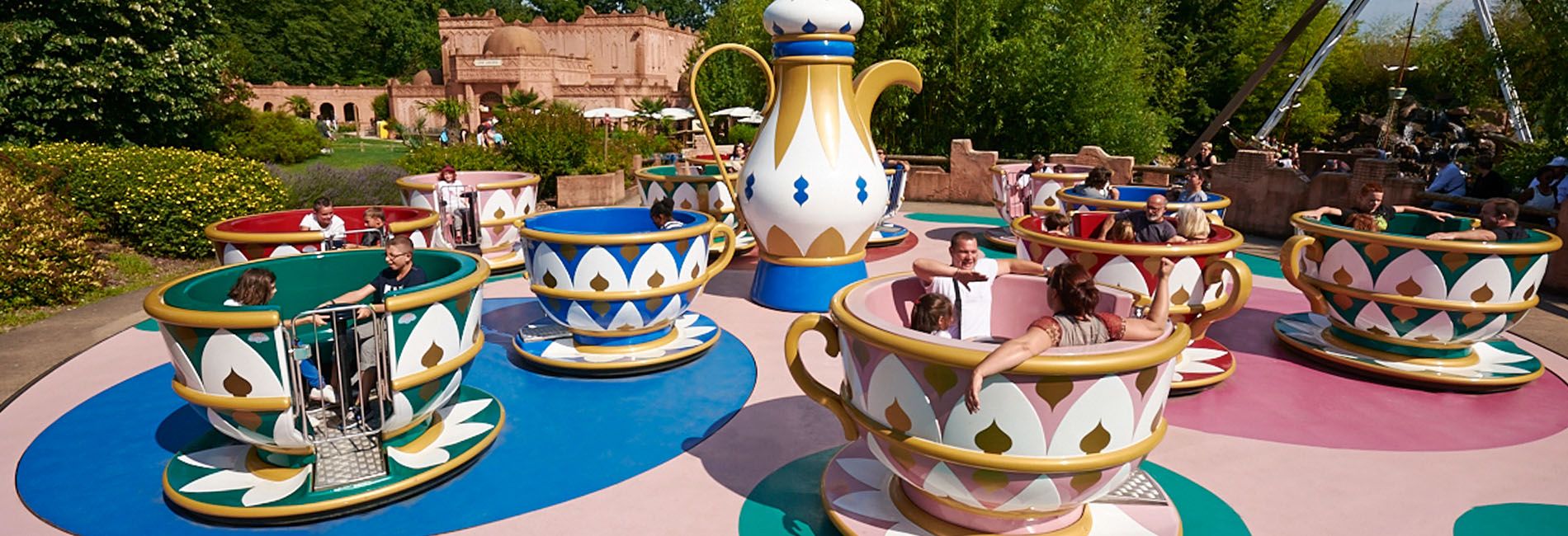 The Magic Cups - Attraction For the family, Amusement park in France in ...